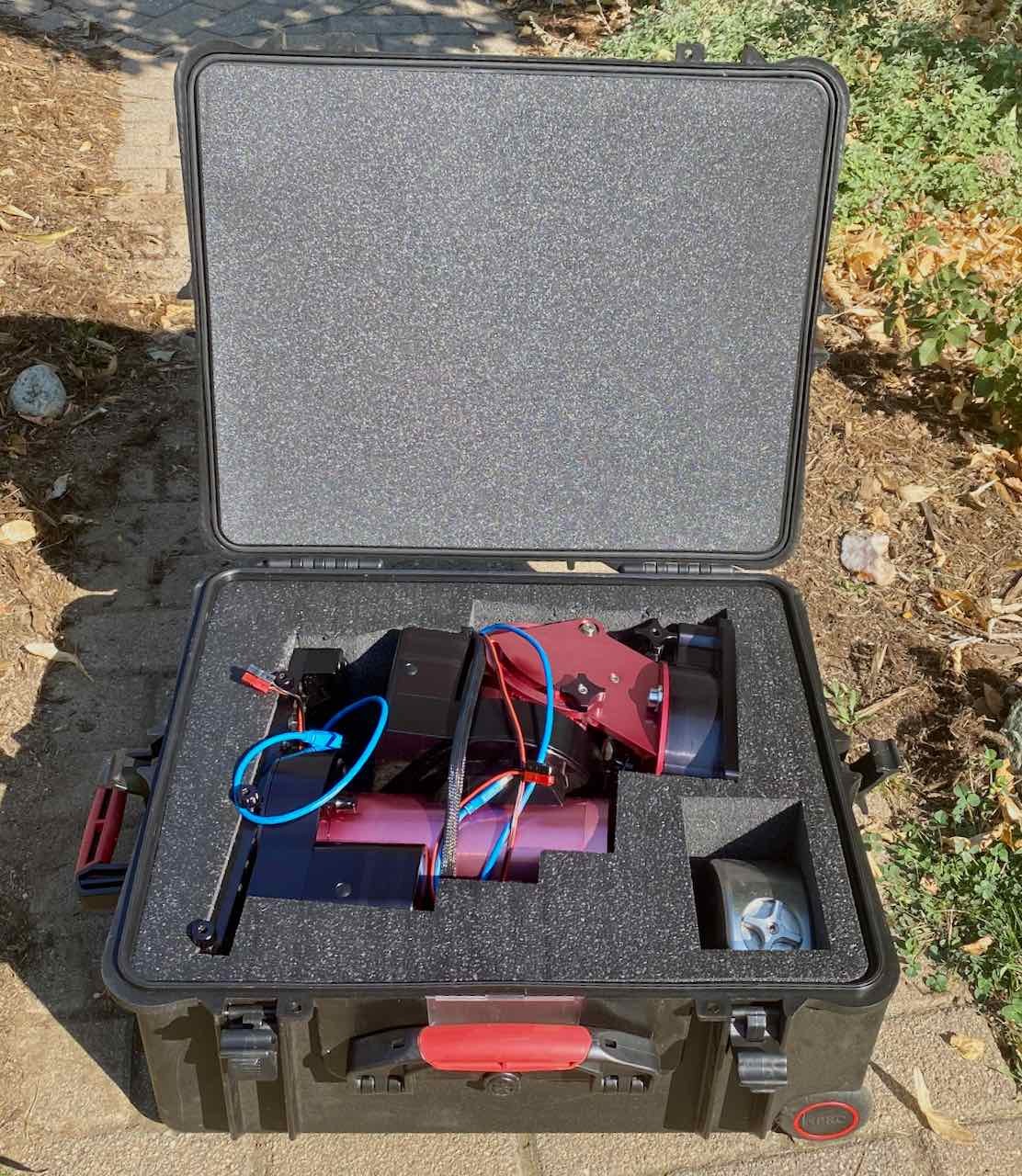 Paramount MyT plus Tripod, Rolling case & extras | Astromart
