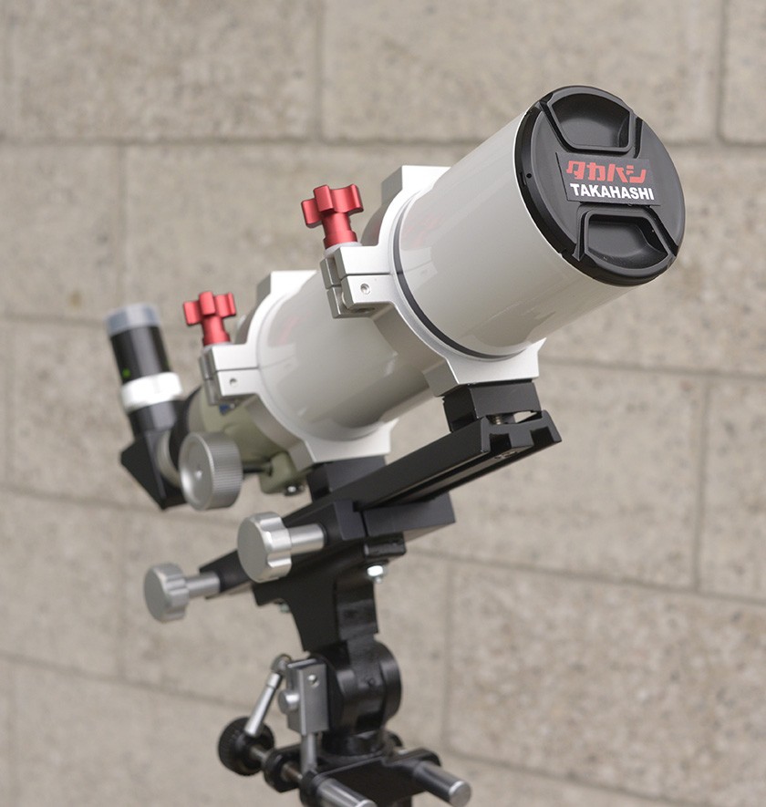 Takahashi FS-60C with lots of accessories -PENDING | Astromart